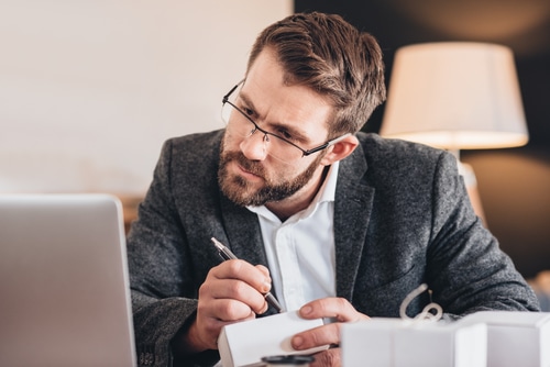 Challenger Customer - 7 Different Types of Influence on a Buying Decision